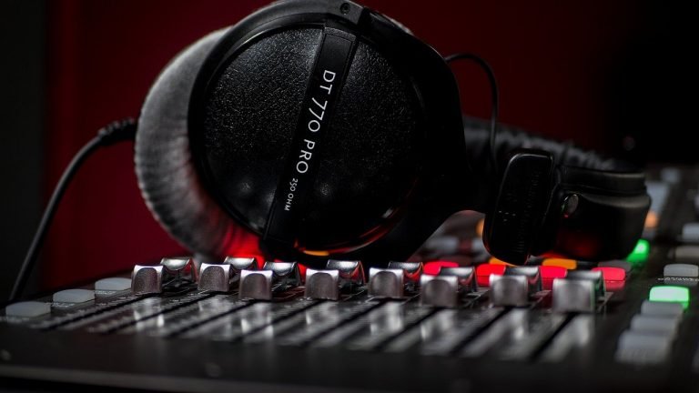 What Are Ohms In Headphones? (Everything You Should Know)