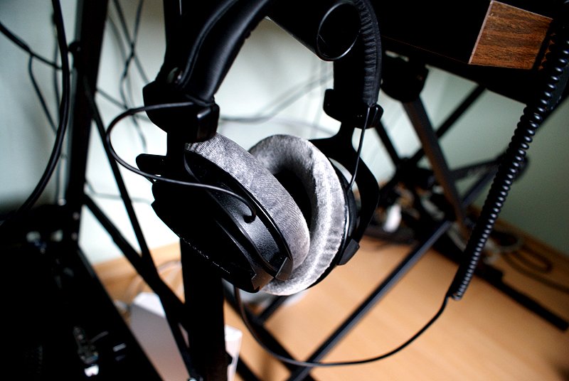 Beyerdynamic DT-990 Pro Review (Wired Open Back!)